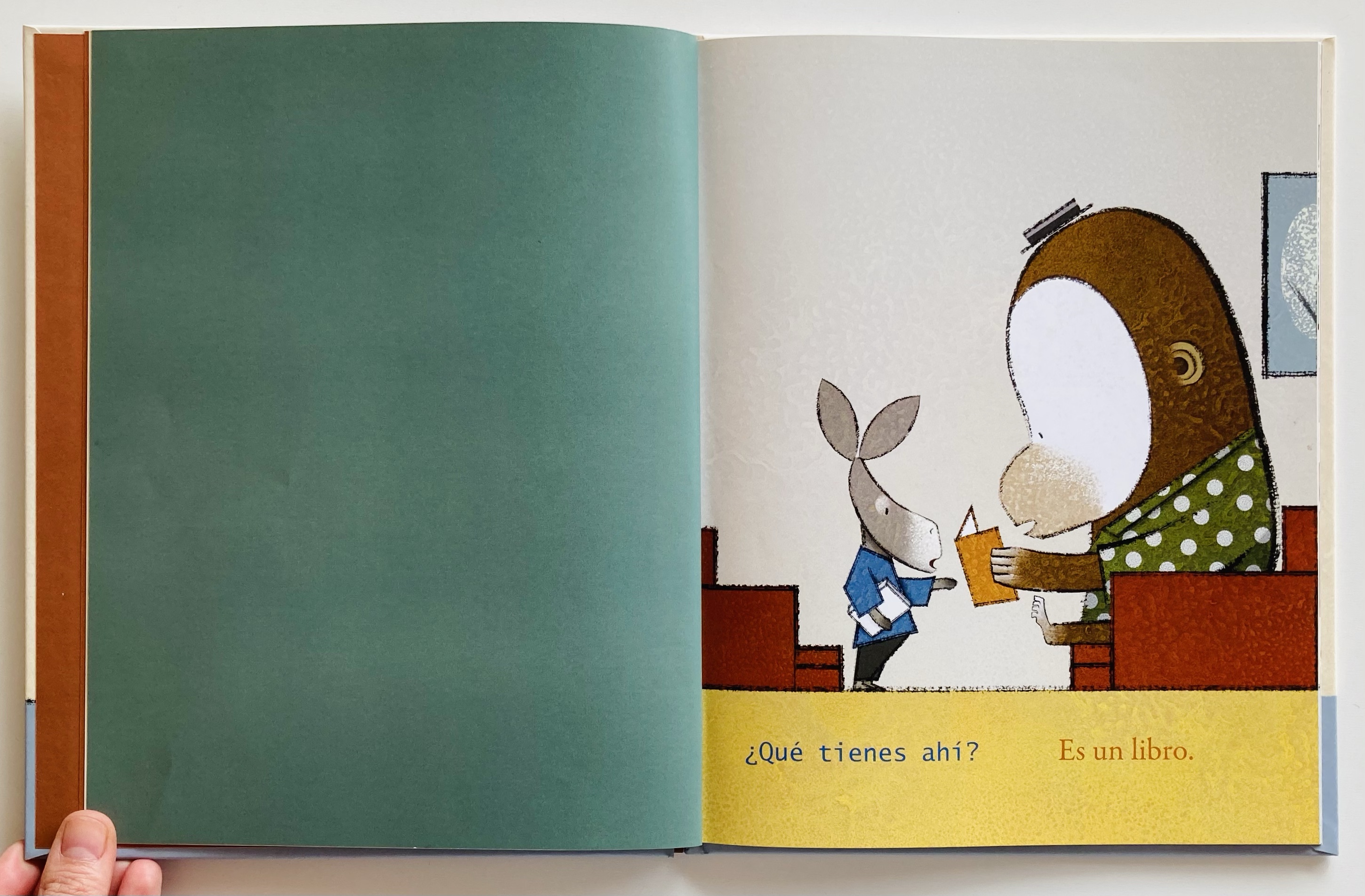 ¡Es un libro! – Cuentos Que Contar